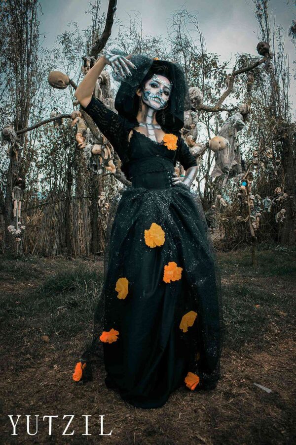 Vestidos de Catrina Reciclados – Agencia de Modelos